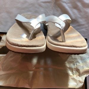 Bass | Shoes | Bass Cape Cod Sandals White 1m | Poshmark